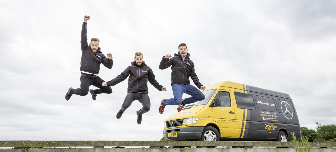 „Carbage Run“: Mercedes-Sprinter startet bei der Oldtimer-Spaß-Rallye ...