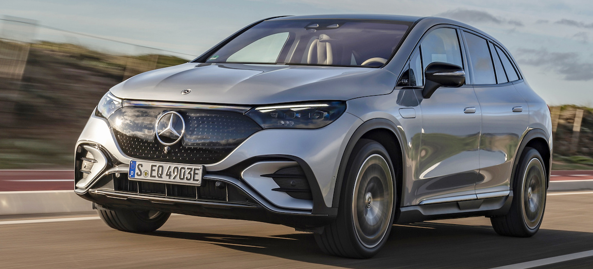 Das leichtfüßige 2,4-Tonnen Batterie-SUV im Test: Erhoffter Bestseller ...