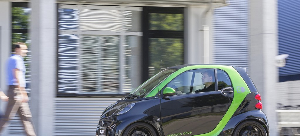 More e-power! smart BRABUS electric drive: Elektro-smart fortwo mit ...