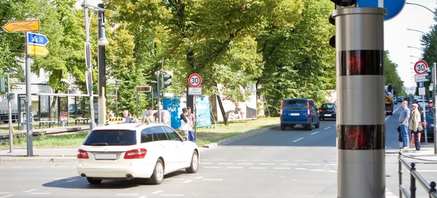 StVO-Novelle mit höheren Bußgeldern tritt in Kraft - ab 28.04.2020: Achtung Kraftfahrer: Zu ...