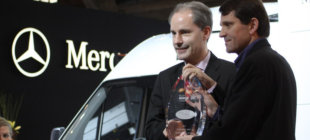 Preis für Mercedes Active Brake Assist 2 : Der Mercedes-Benz ...