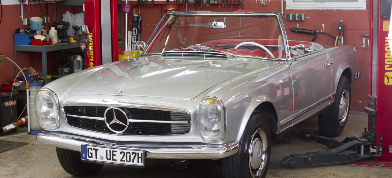 Dr. jur. Götz Knoop, Vizepräsident des DEUVET, bei der GTÜ ...