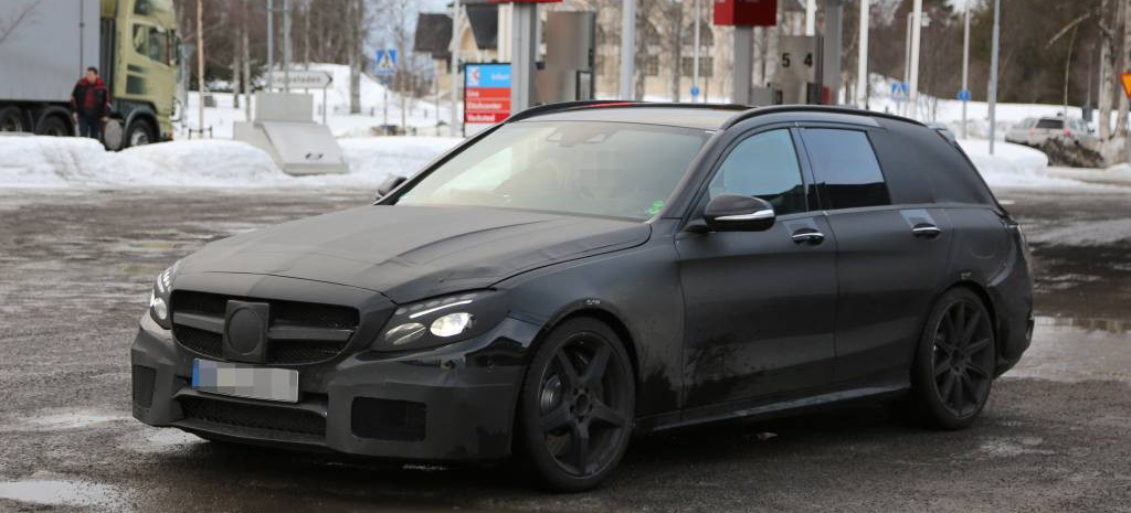 Erlkönig-Premiere: Mercedes C63 AMG T-Modell: Erste Fotos vom rasend ...