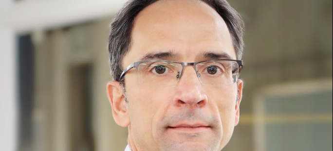 Mercedes-Benz Sprinterwerk Düsseldorf: Werkleiterwechsel: Michael ...