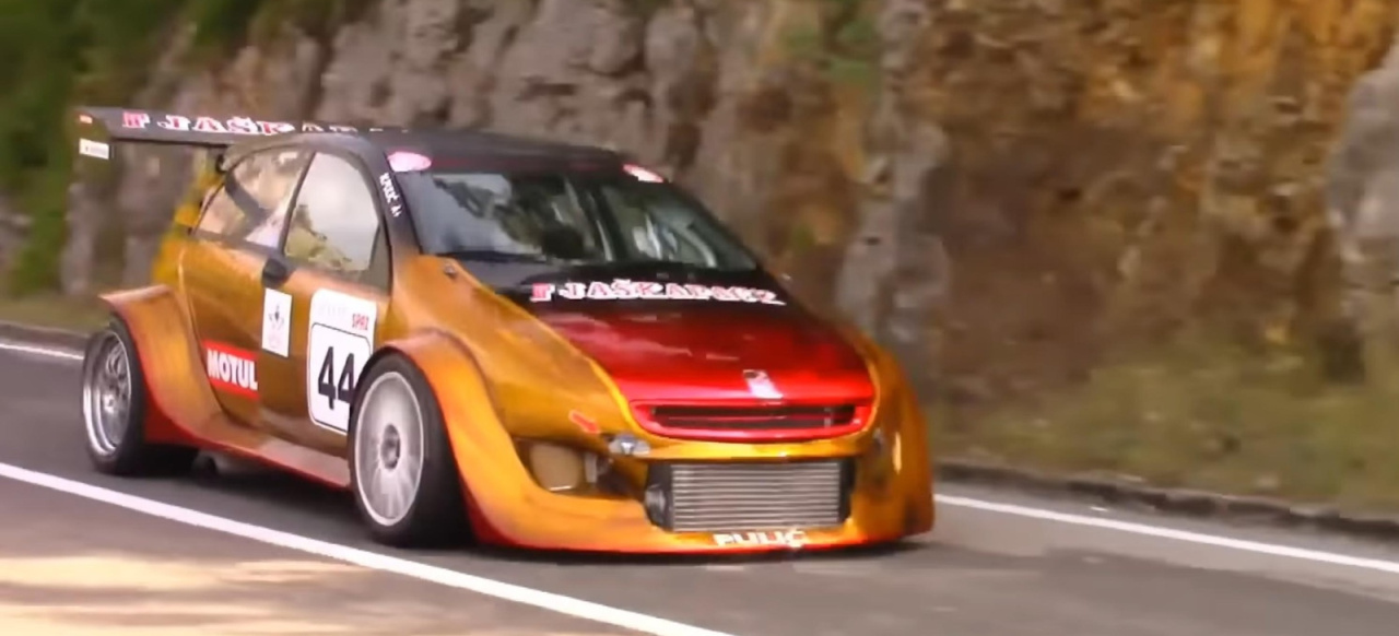 smart im Motorsport: smart forsport: 2006er forfour Hillclimb-Bolide ...