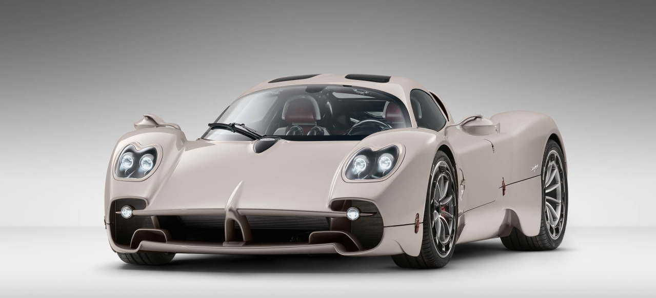 Premiere: Pagani Utopia mit AMG V12: AMG-Power inside: das neue Pagani ...