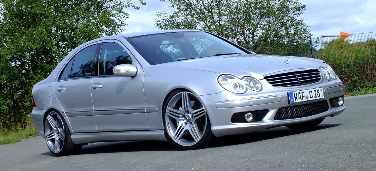 Dezent und dynamisch: Mercedes C55 AMG (W203): 2006er C-Klasse als Wolf im Schafspelz - Auto der ...