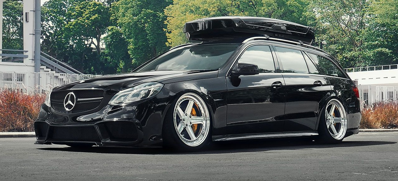 Mercedes E63 AMG Tuning: Tief-Schwarz: Unten angekommen steht das E63 T ...