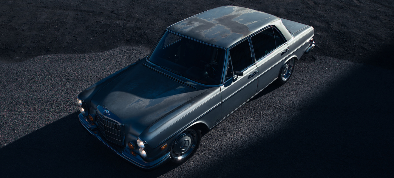 Ein Mercedes-Benz 300 SEL 6.2 (W109) mit Corvette-Power macht die Runde ...