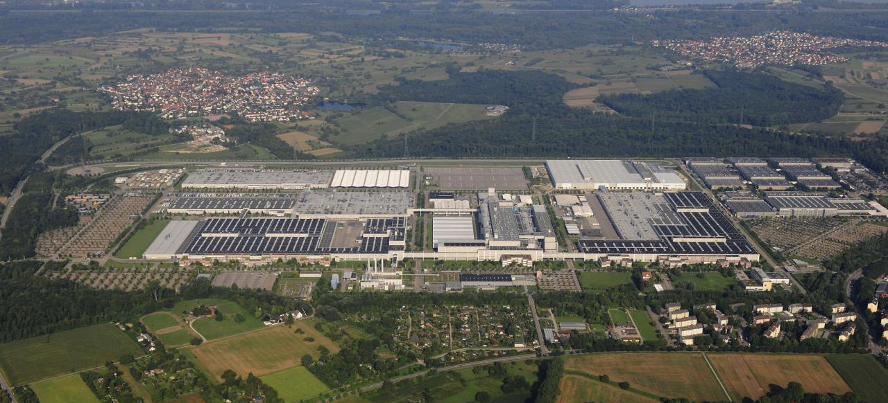 Mercedes-Benz Werk Rastatt wird 25 Jahre : Zahlreiche Veranstaltungen ...