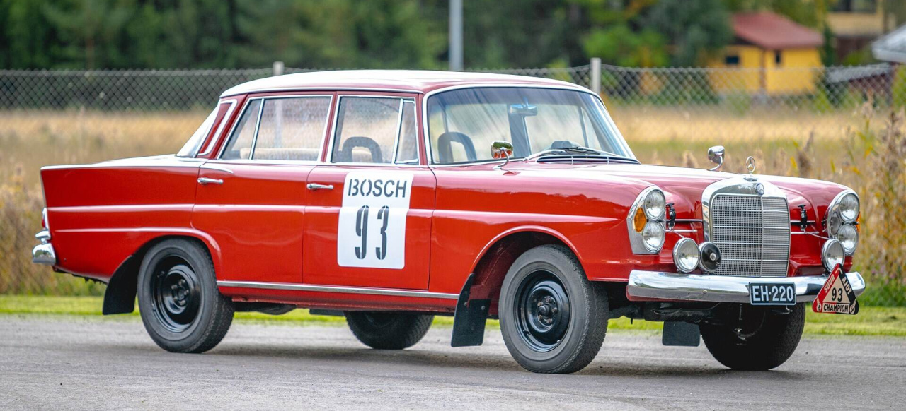 Rallye-Legende: Mercedes-Benz 220SE von Rauno Aaltonen: Road-Star der ...