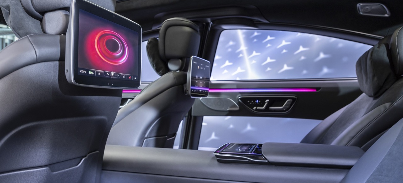 Exklusives Entertainment: MBUX: Das Mercedes-Multimedia-System - News ...