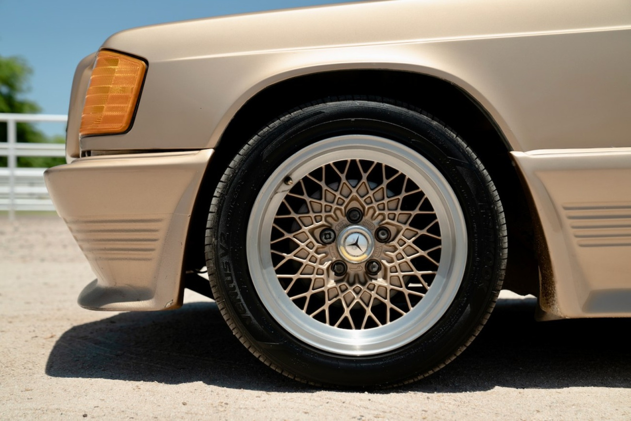 1983 Mercedes-Benz 190E mit Zender-Look-Body-Kit: W201-Tuning-Zeitgeist ...