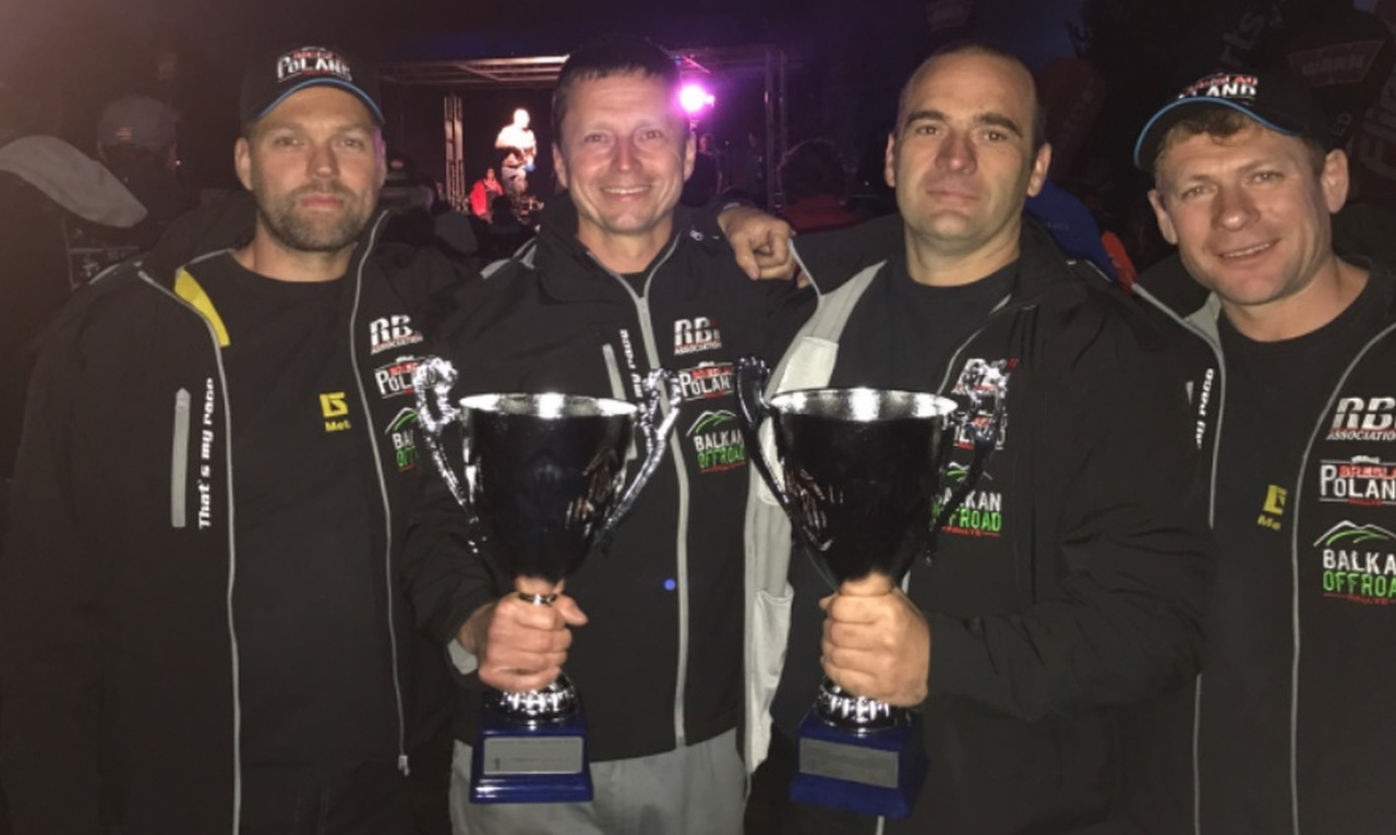 Unimog als Rallye-Monster: RaceMog II: Mercedes Unimog mit Mittelmotor ...