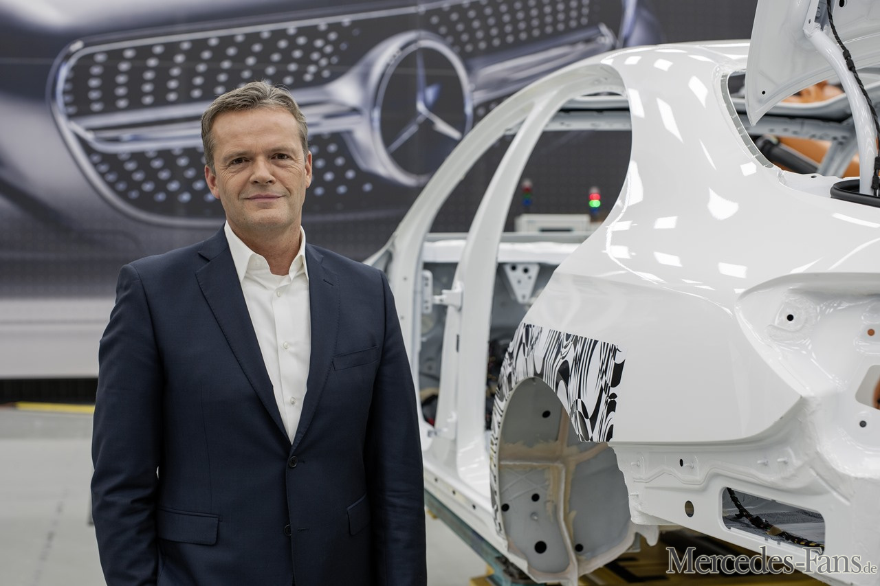 Mercedes-Benz smart factory: Digitalisierung & Produktion : Industrie 4 ...