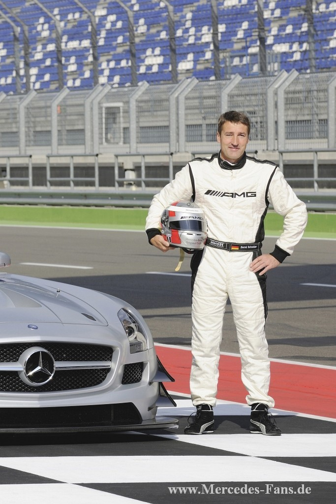 Termine auf der Mercedes-FanWorld: Mercedes-Fans.de Stand mit Promis ...