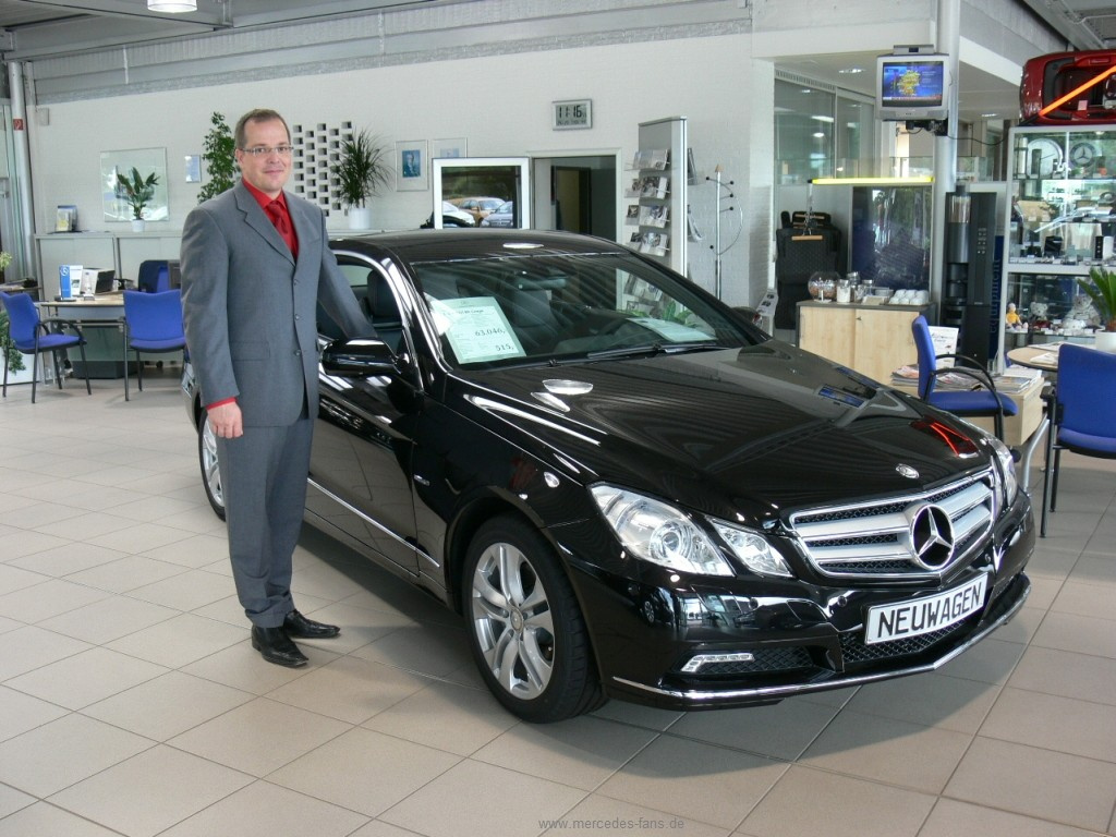 Ein Tag als... Mercedes-Verkäufer : Wie lebt es sich eigentlich als ...