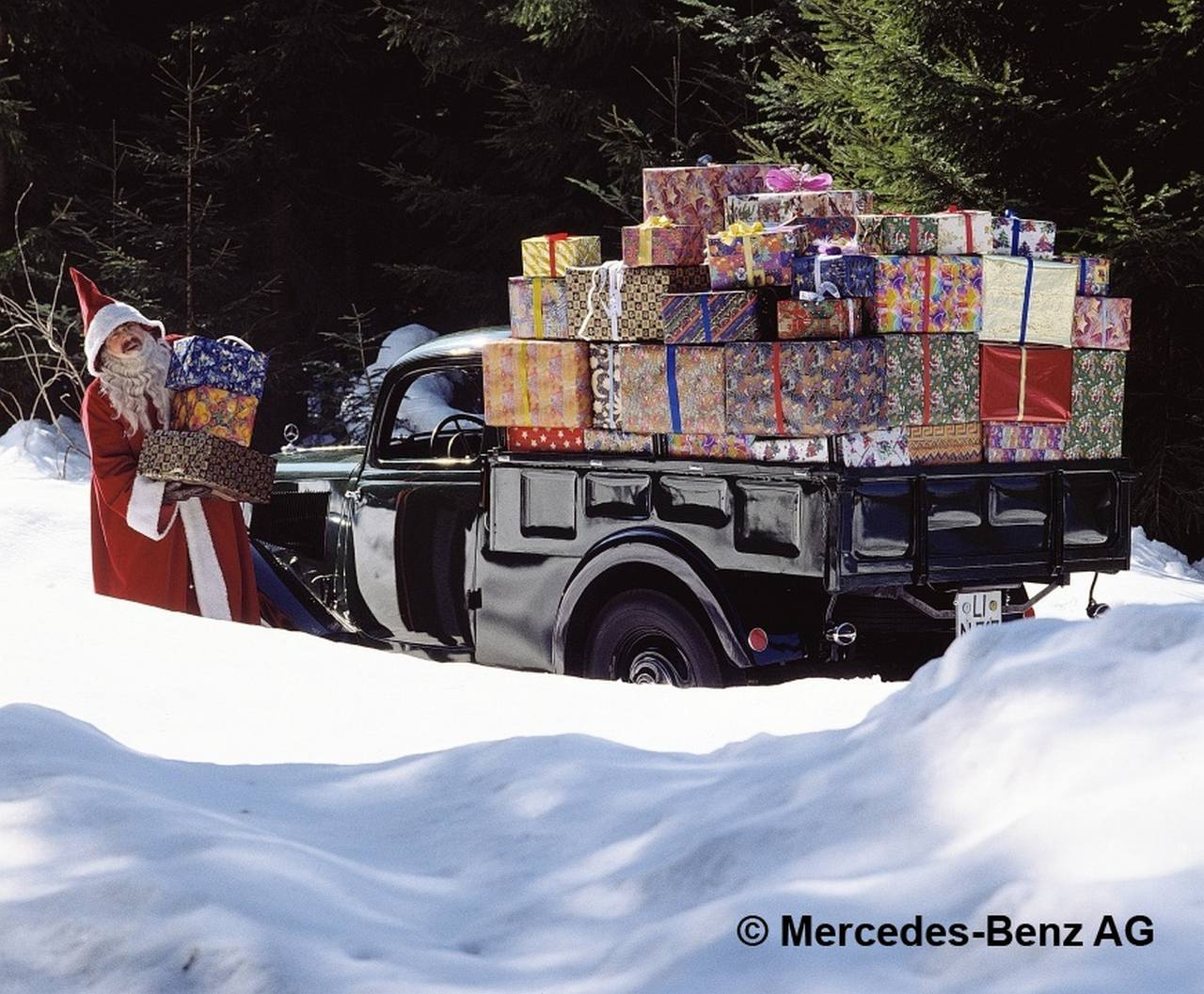 Mercedes-Benz Santa Class: Damit fährt der Weihnachtsmann - News ...