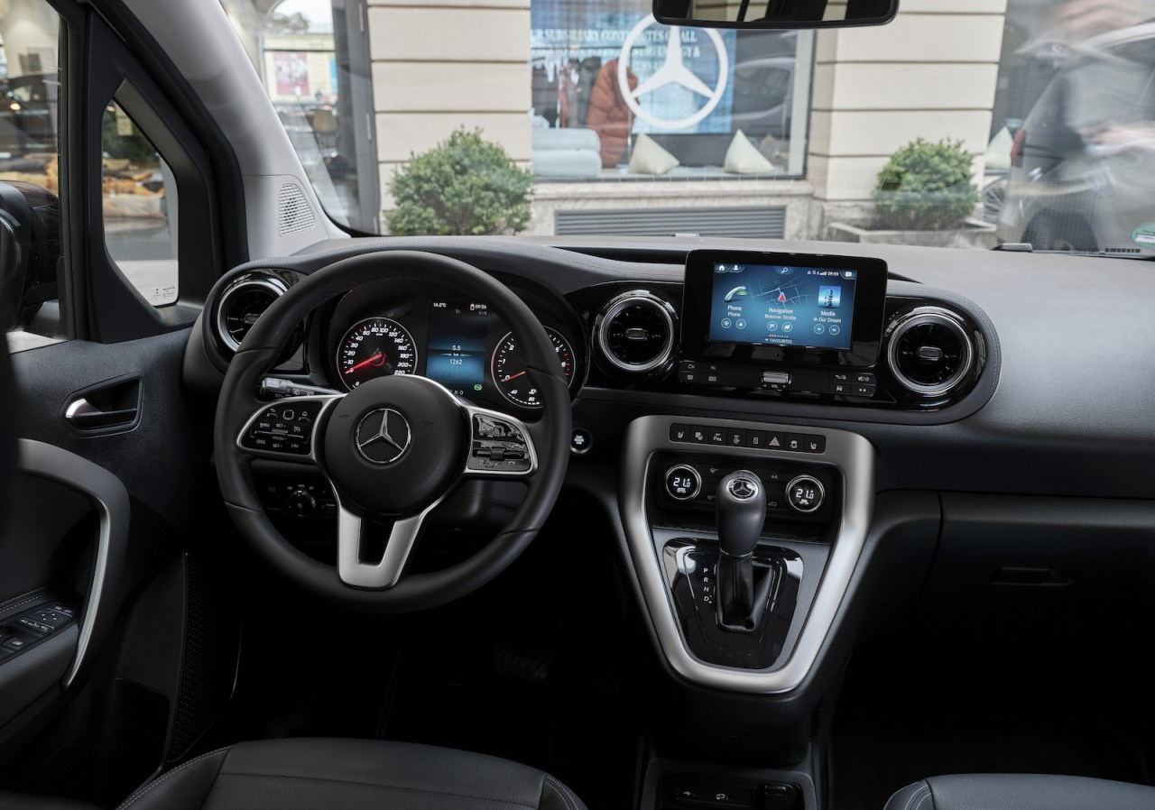 Unterhaltsame Klassenfahrt im Premium-Van: Fahrbericht: So schlägt sich ...