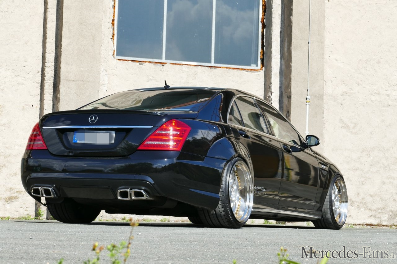 Mercedes-Benz S500 W221 Tuning: Big. Breit. Benz. - Auto der Woche ...