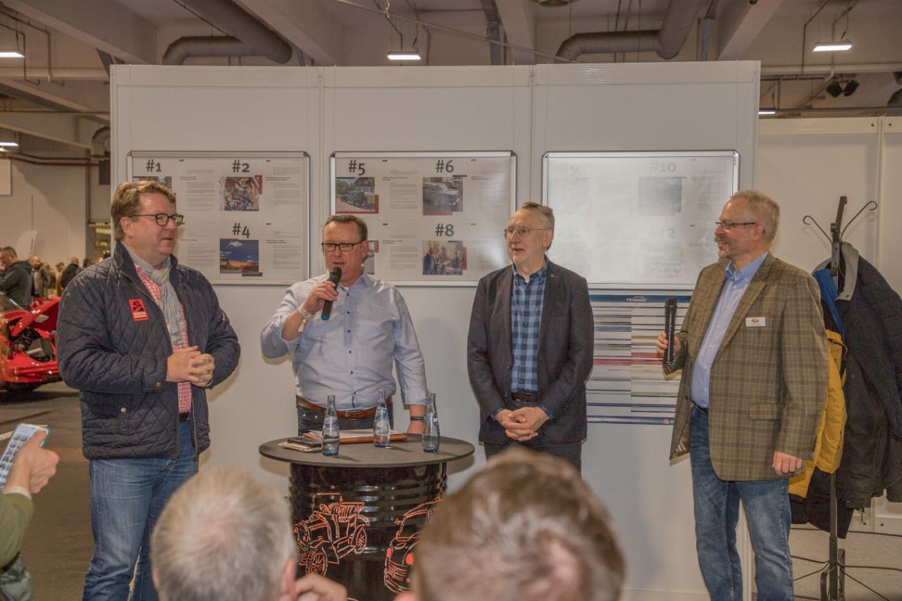 Bremen Classic Motorshow 2024: Das Highlight am DEUVET Stand: ein ...