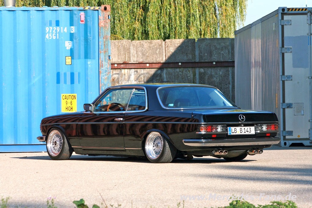 Elegantes Mercedes Youngtimer Coupé: Eins, zwei, drei meins!: Bereits ...