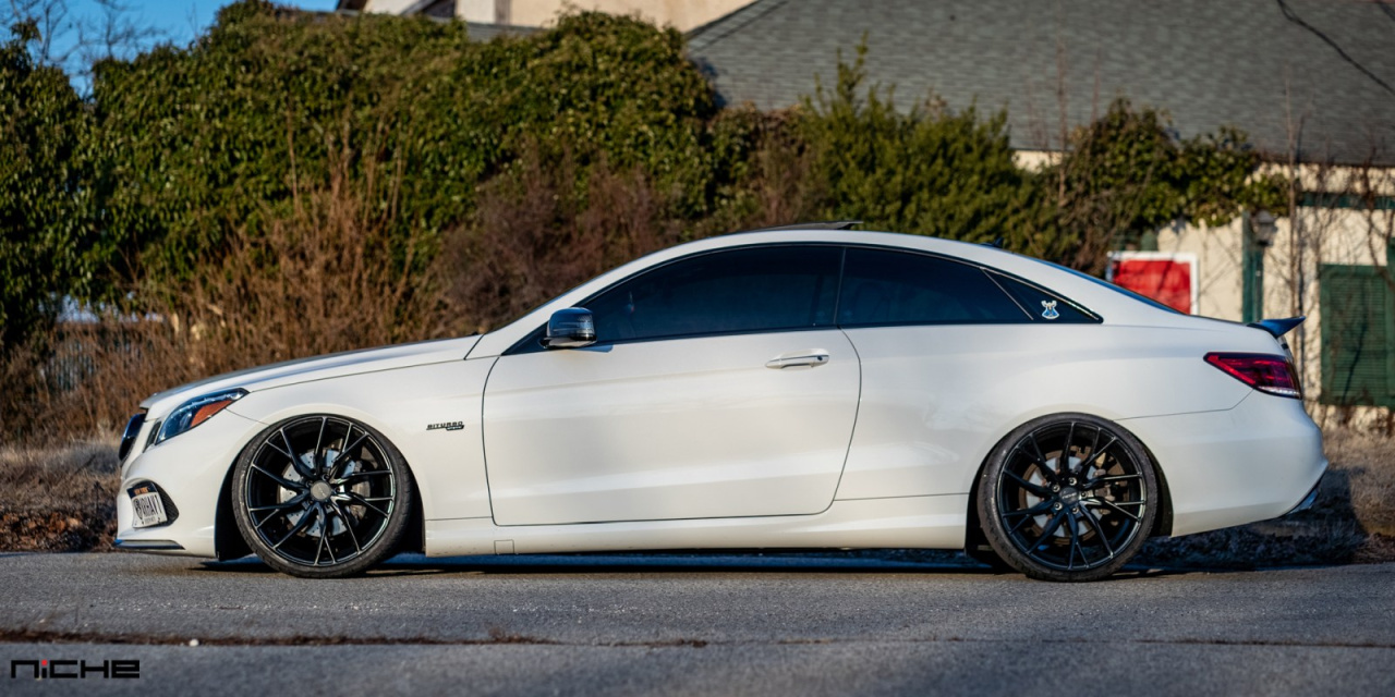 Mercedes-Benz E400 Tuning: Das C207 Facelift Coupé kommt dynamischer in ...