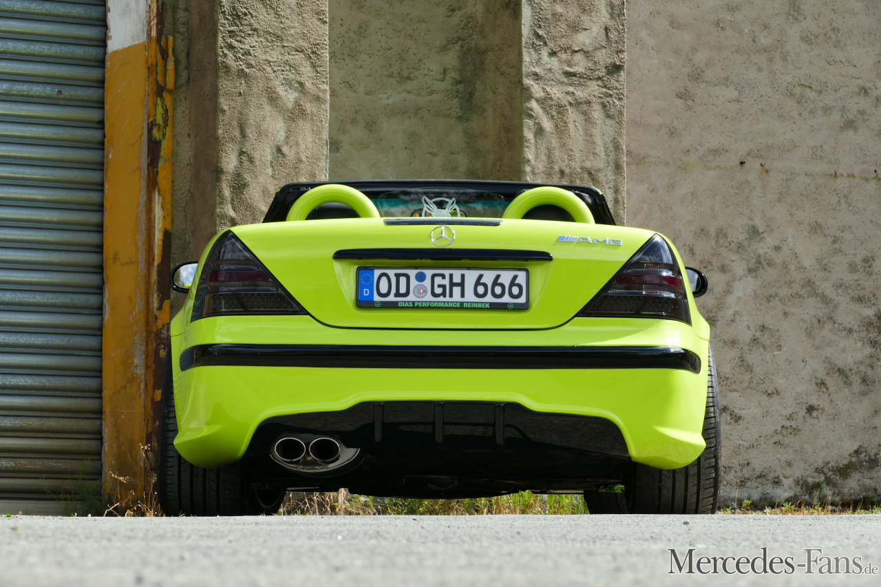 Mercedes-Benz SLK: Tuning mit allem: Grüner. Kühner. Giftiger: SLK 230 ...