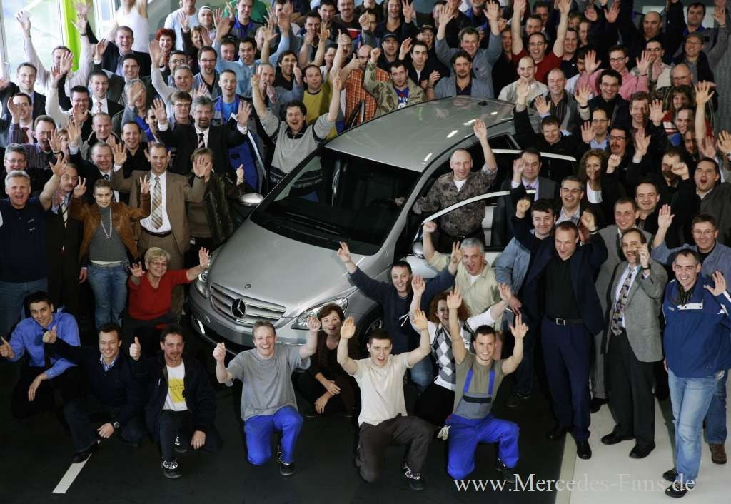 Produktionsjubiläum im Mercedes- Werk Rastatt: Seit 1997 wurden zwei ...