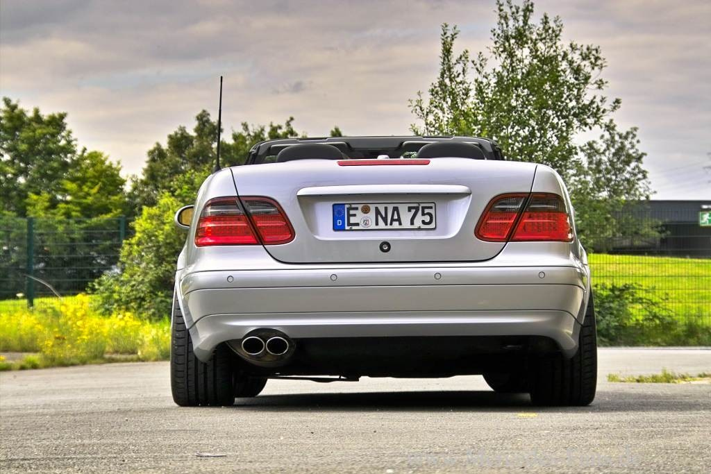 Flotte Frischzelle - Mercedes-Benz CLK Cabriolet (C208): 2001er ...