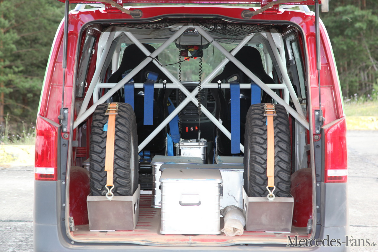 Tracktest Mercedes-Benz Vito Rallye : Der kommt überall durch ...
