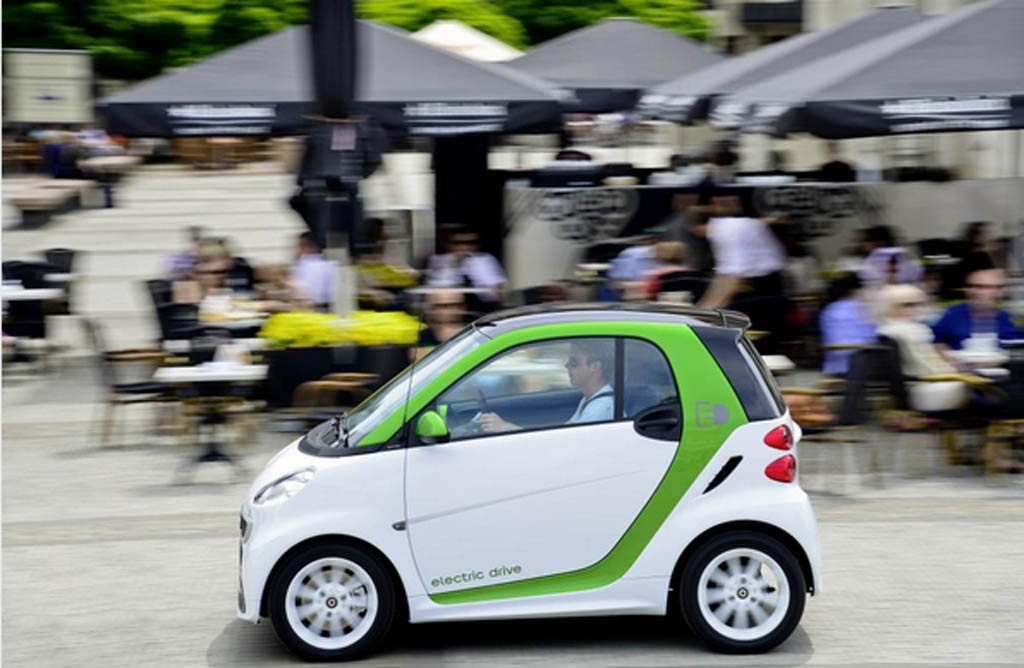 smart sorgt für Spannung in China: Markteinführung des smart electric ...