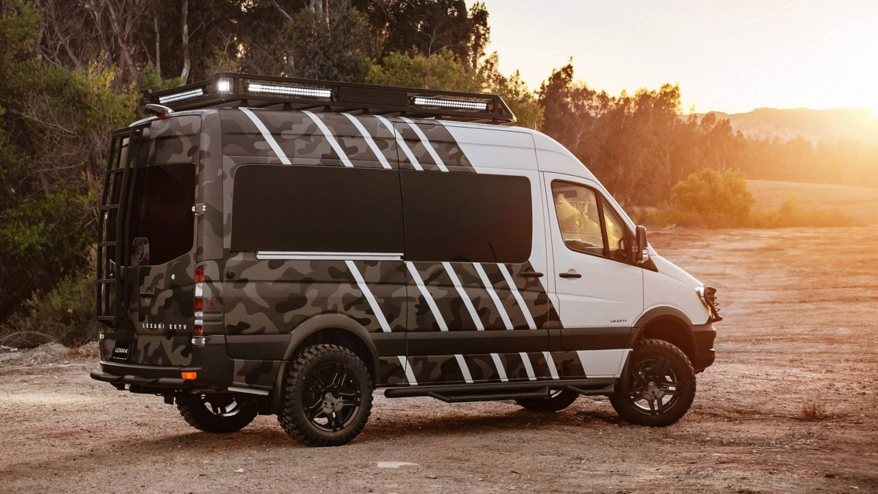 Mercedes-Benz Sprinter als Explorer-Variante: Neu von Lexani Motorcars ...