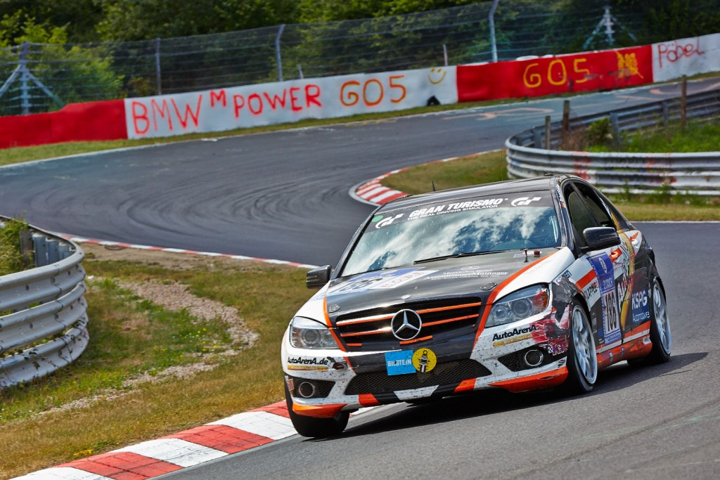 So gewinnt man Auto-Rennen: der BMW-Besieger!: Interview mit Patrick ...