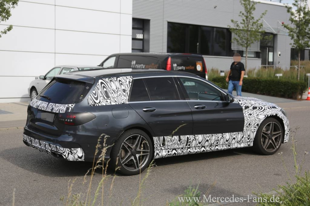 Erlkönig erwischt: Mercedes C63 AMG T-Modell: Aktuelle Bilder vom AMG ...