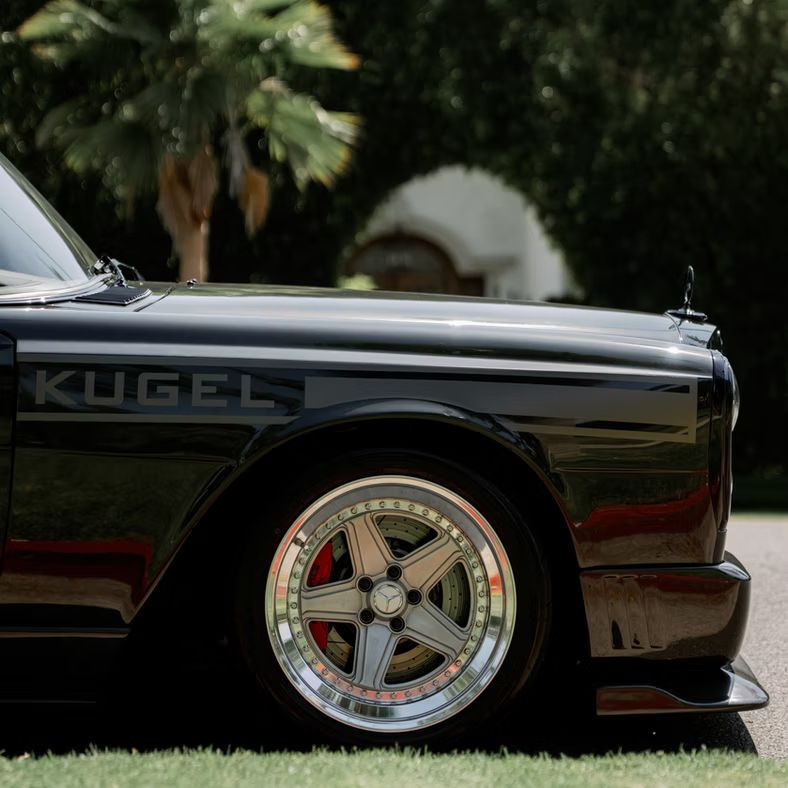 KUGEL 600: Mercedes W100 Restomod mit AMG E63-Technik - Performance ...