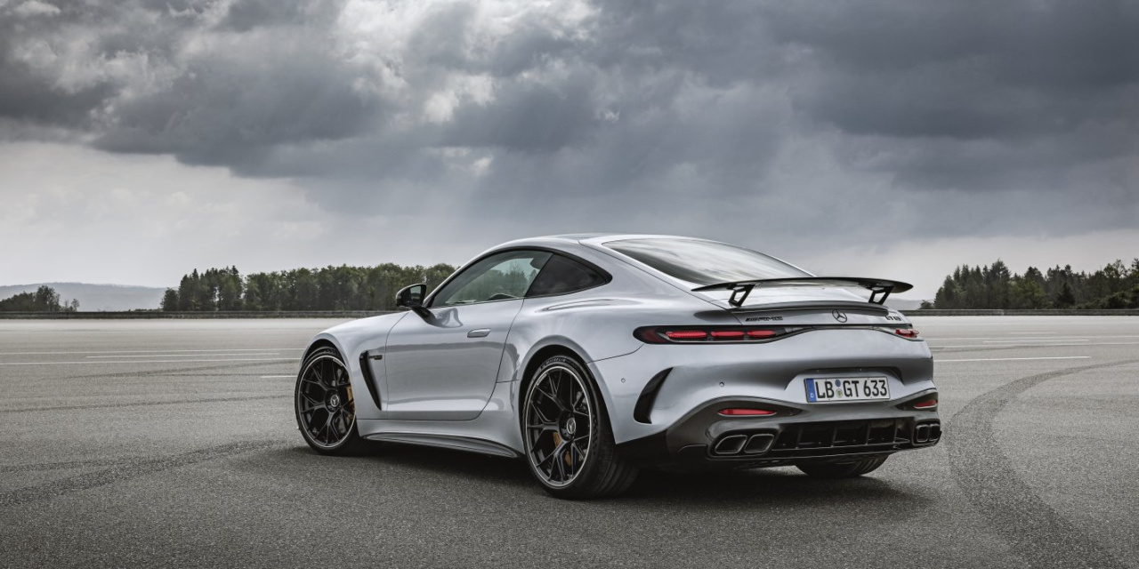 Mercedes Premiere: Das neue AMG GT Coupé C 192: Mehr Sport wagen ...