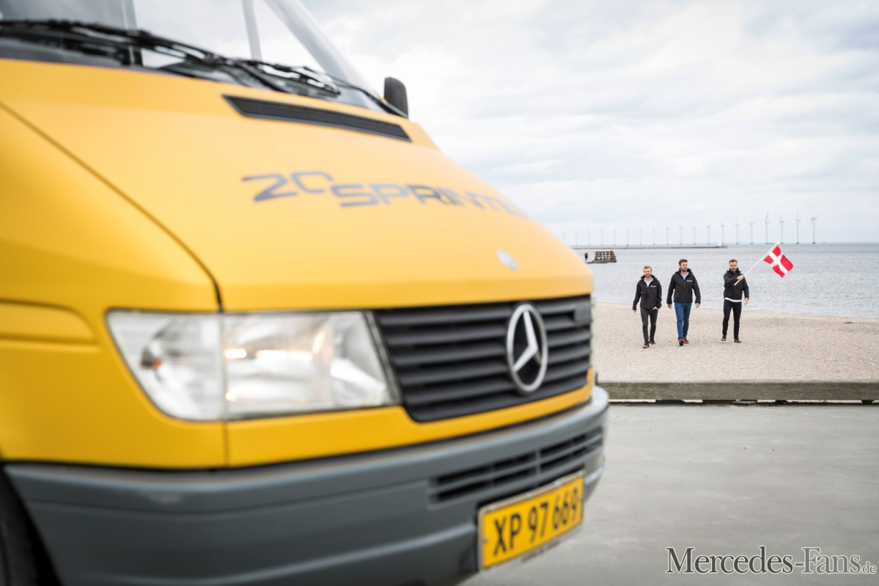 „Carbage Run“: Mercedes-Sprinter startet bei der Oldtimer-Spaß-Rallye ...