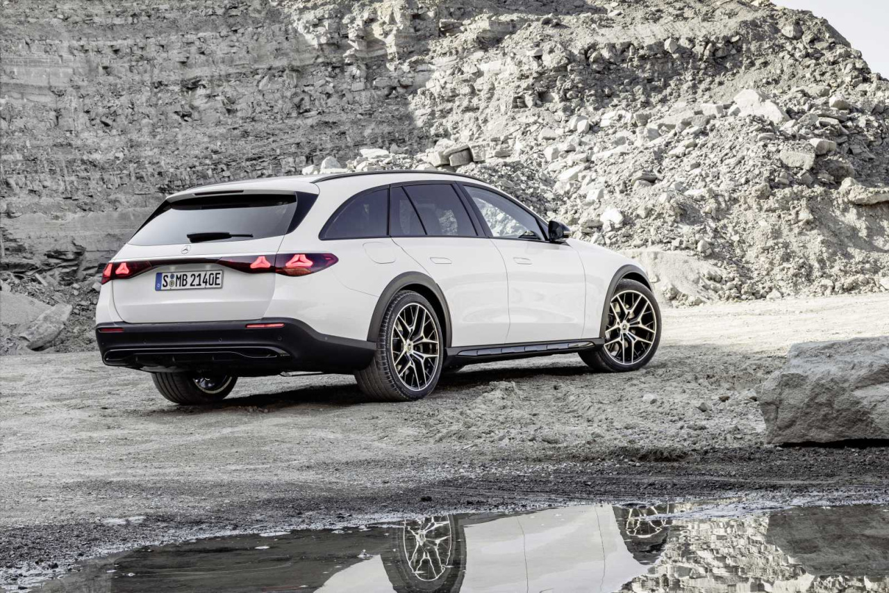 IAA-Premiere: Mercedes E-Klasse All-Terrain S214: Star-Debüt: Das ist ...