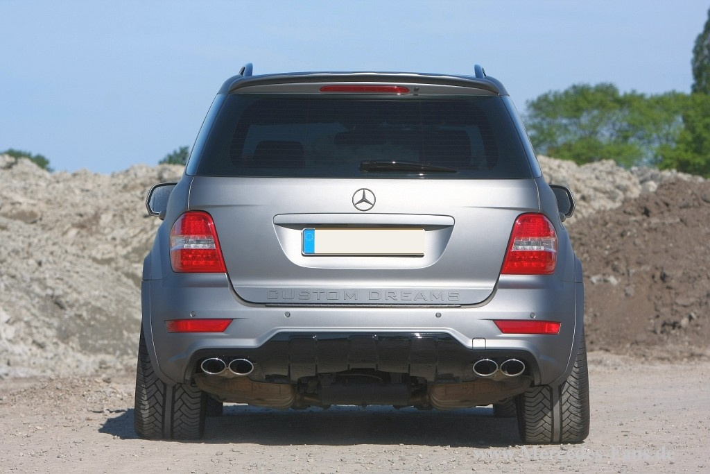 M-Klasse mal anders: Mercedes-Benz ML320 von Custom Dreams: Matt-grauer ...
