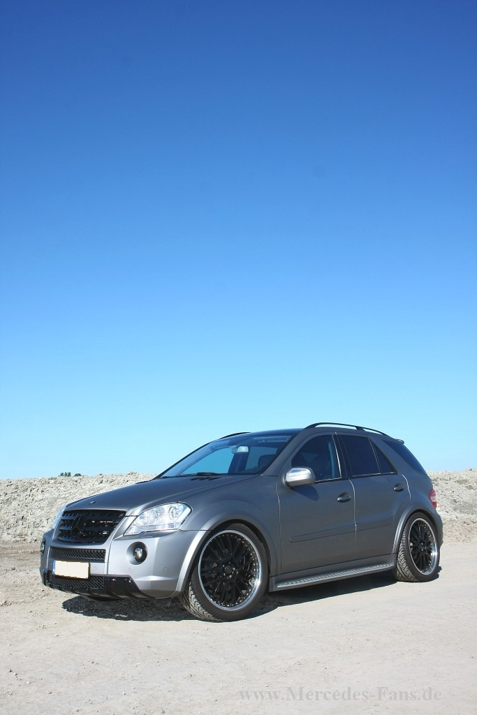 M-Klasse mal anders: Mercedes-Benz ML320 von Custom Dreams: Matt-grauer ...