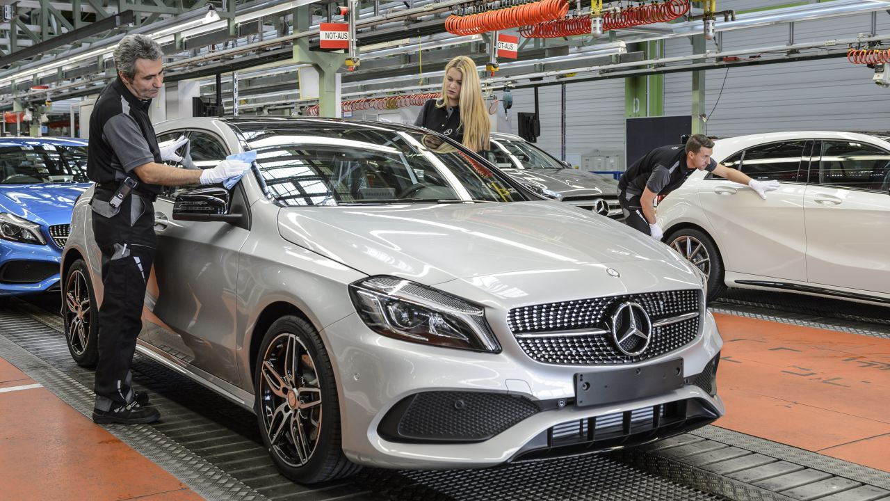 Mercedes-Benz Werk Rastatt wird 25 Jahre : Zahlreiche Veranstaltungen ...